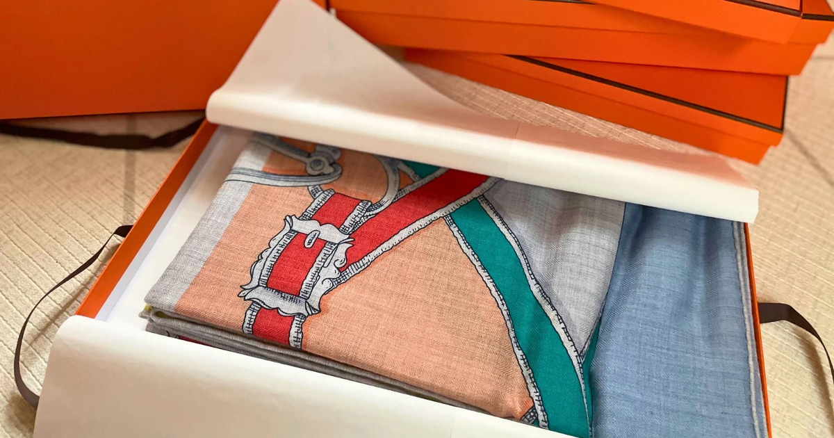 【エルメスで買うべきもの5選】バッグ以外にもある至高の名品とは | Hermes Everyday